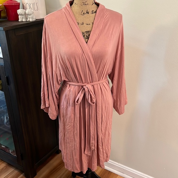 Soma | Intimates & Sleepwear | Soma Stretch Robe Knee Length Blush Pink ...